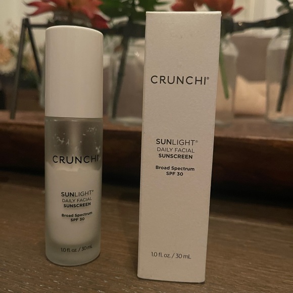 Crunchi | Skincare | 2 Crunchi Sunlight Daily Facial Sunscreen New 1 ...